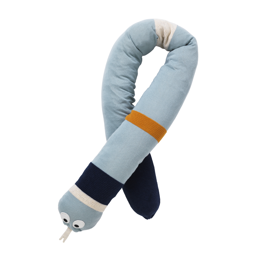 Coussin Serpent Stripy Snake - Bleu ciel Ferm Living pour chambre ...